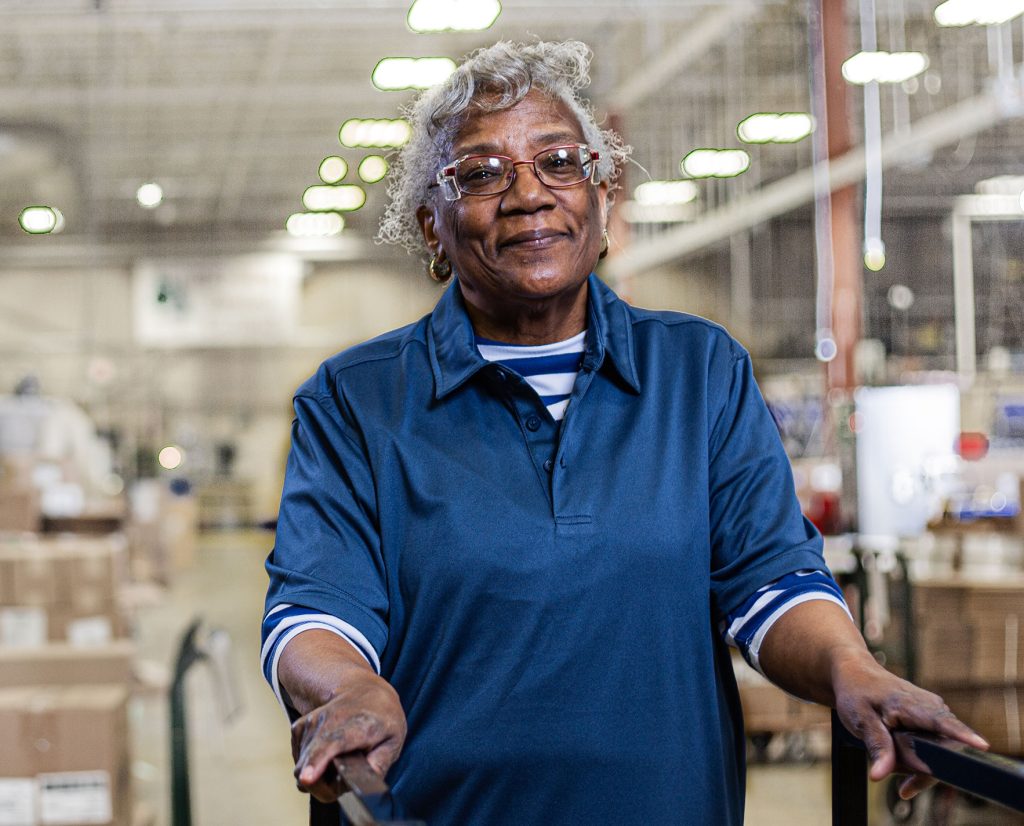 Distribution | Services | IBVI